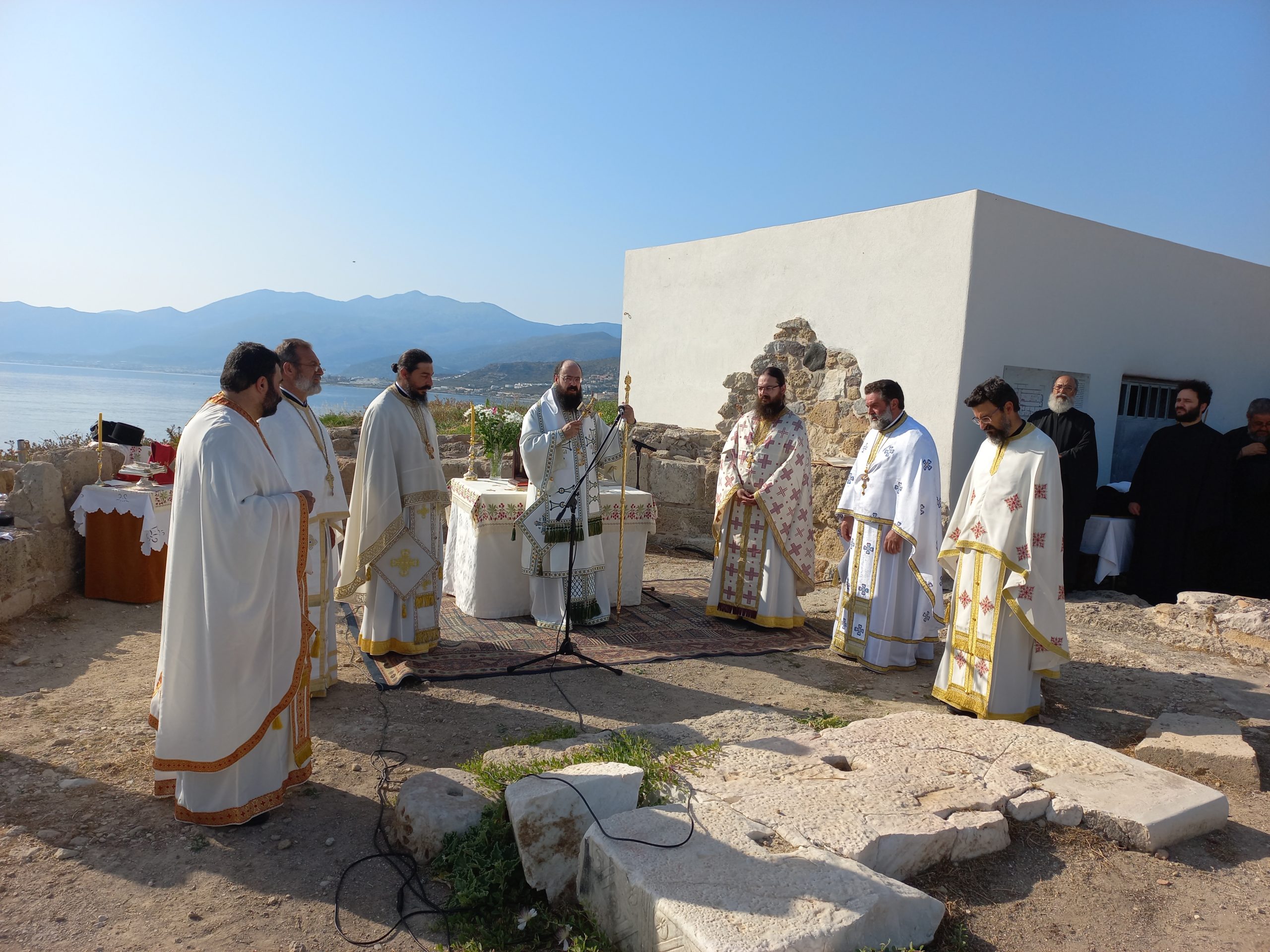ΘΕΙΑ ΛΕΙΤΟΥΡΓΙΑ ΣΤΗΝ ΠΑΛΑΙΟΧΡΙΣΤΙΑΝΙΚΗ ΒΑΣΙΛΙΚΗ ΤΟΥ ΚΑΣΤΡΙΟΥ ΣΤΗ ...