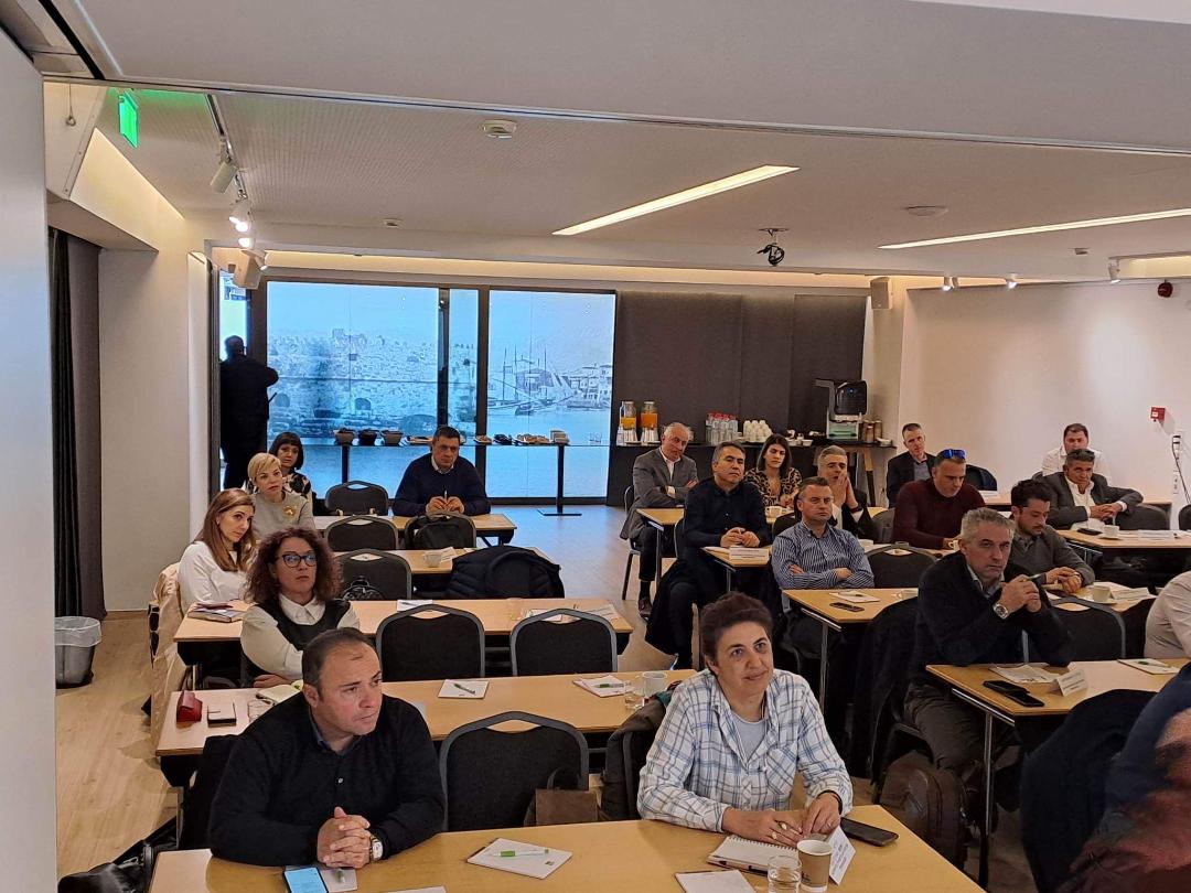 «Σε εξέλιξη το Επιμορφωτικό πρόγραμμα από τον Παγκρήτιο Σύλλογο ...