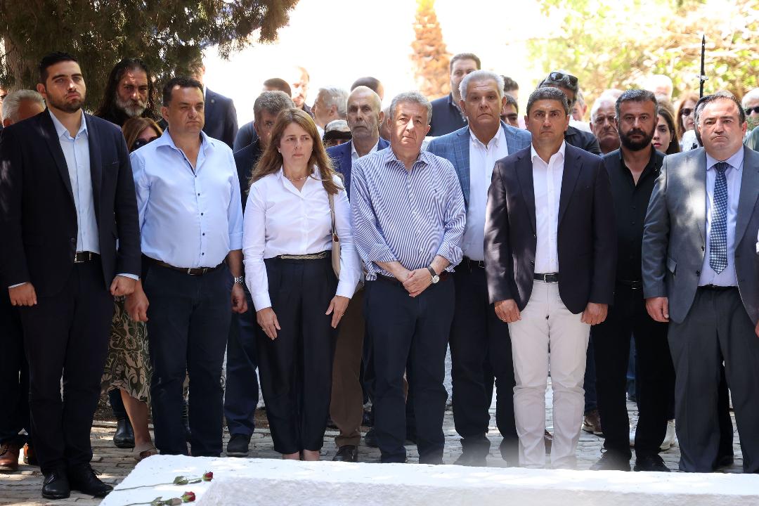 Στ .Αρναουτάκης: Η Περιφέρεια τιμά τους ήρωες του Σωκαρά και όλους τους ...
