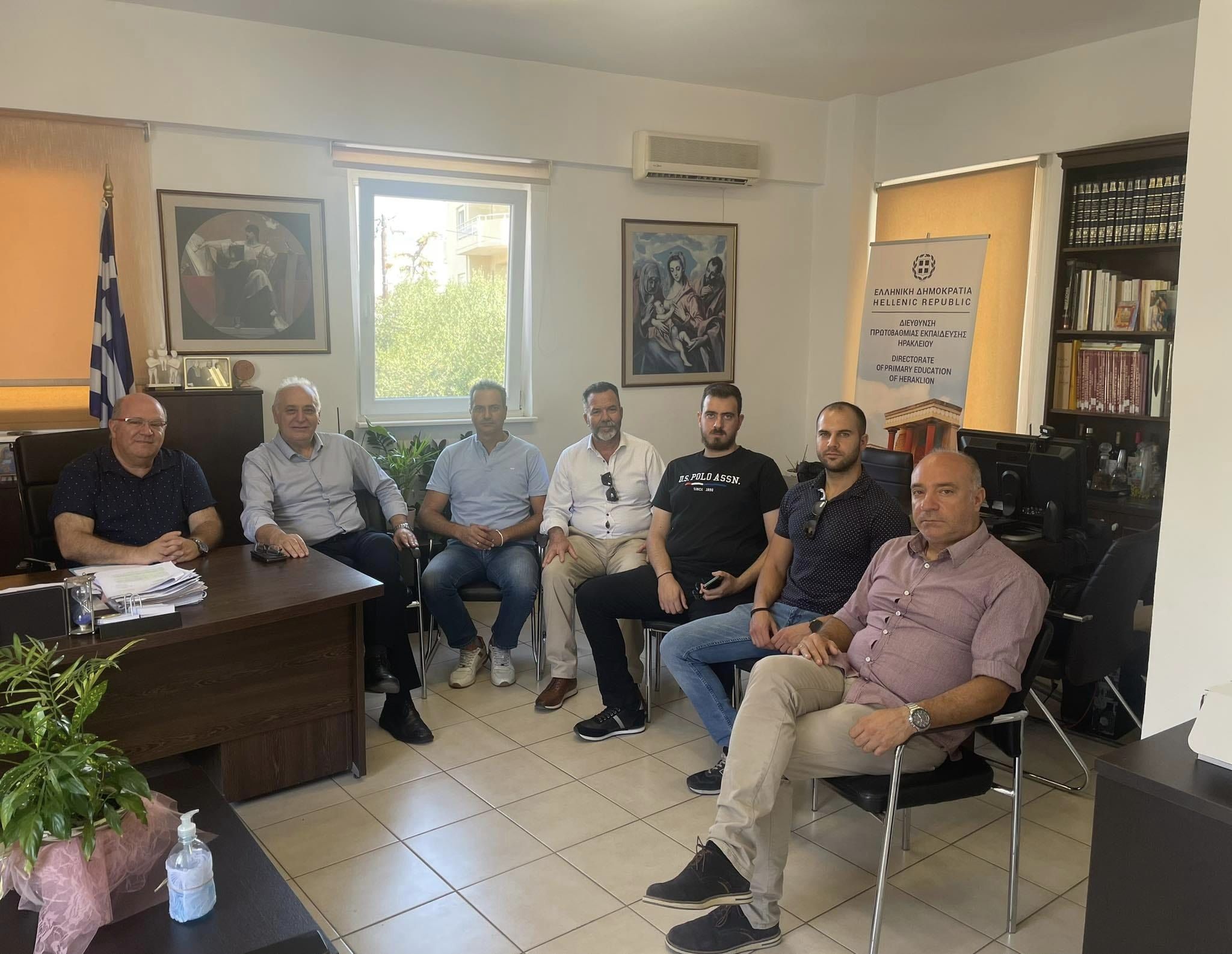 Π. Μπαριτάκης: Συνάντηση στην Πρωτοβάθμια Εκπαίδευση για τα σχολεία του ...