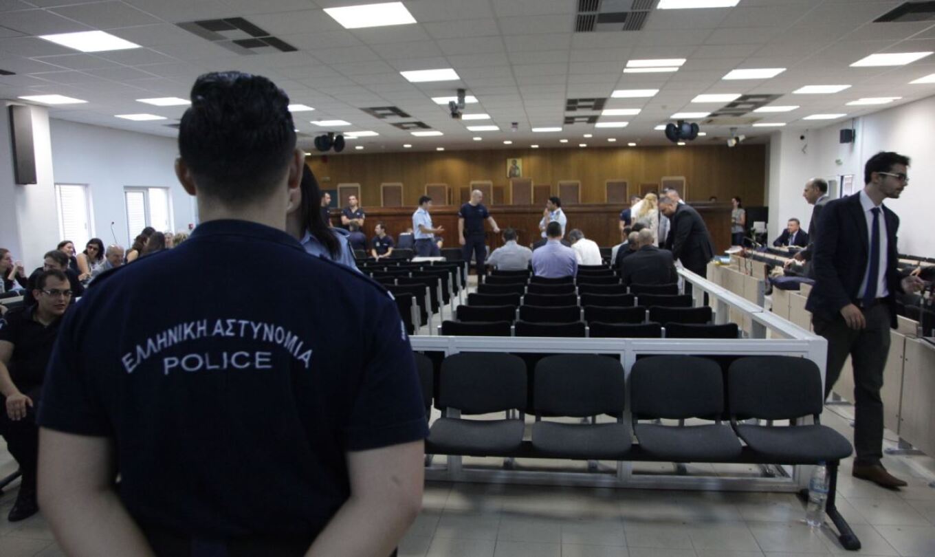 ΕΟΦ: Το παρασκήνιο της παραίτησης του προέδρου - Το «ευχαριστώ» μόνο ...