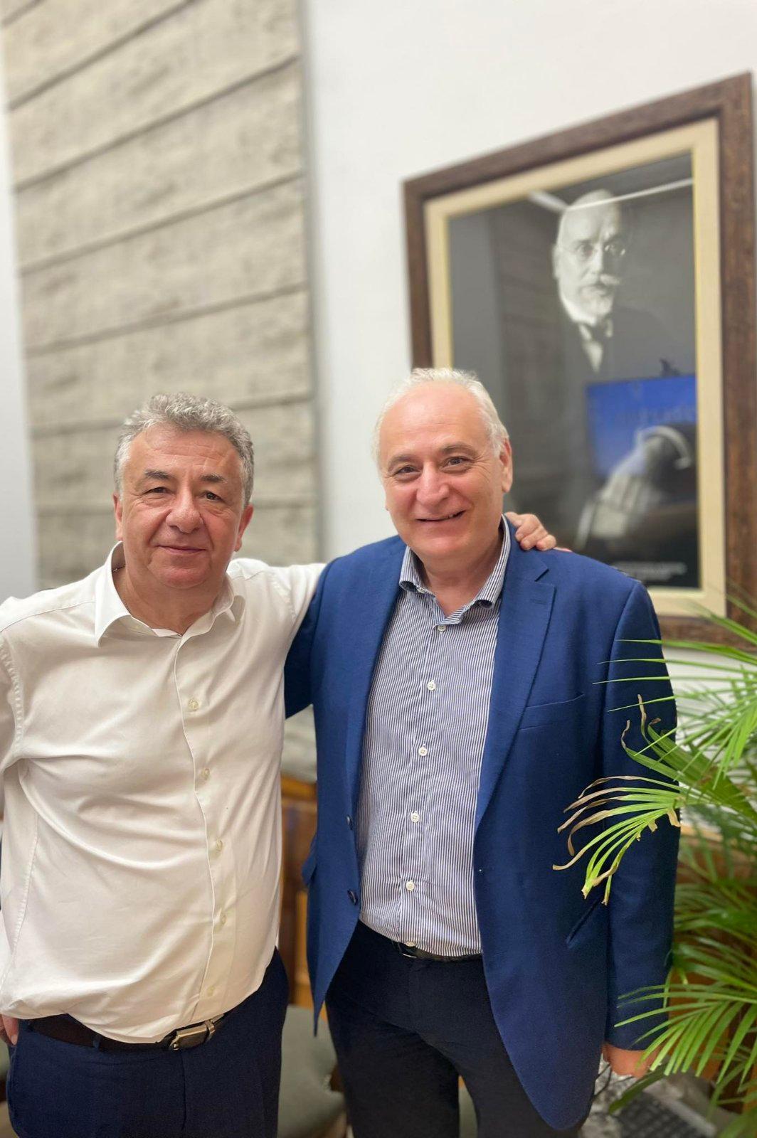 Οι ευχές του Παύλου Μπαριτάκη στον Σταύρο Αρναουτάκη για την εκλογική ...