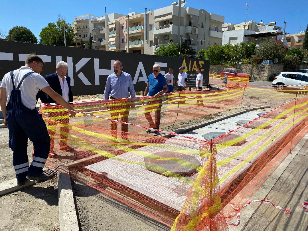 Ολοκληρώνεται η τοποθέτηση 100 υπόγειων κάδων σε περιοχές του Ηρακλείου ...