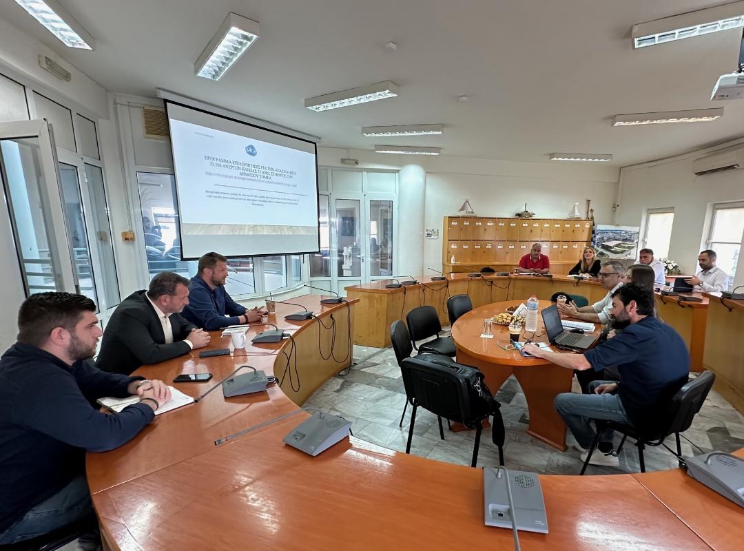 Ενημέρωση για προγράμματα απασχόλησης από στελέχη της ΔΥΠΑ στο Δήμο ...