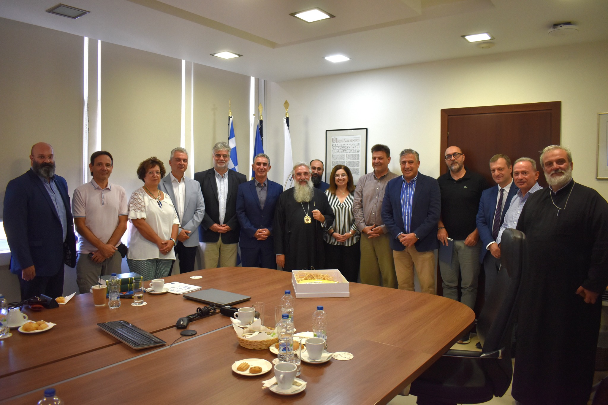 Επίσκεψη του Σεβασμιωτάτου Αρχιεπισκόπου Κρήτης κ.κ. Ευγενίου στο ...
